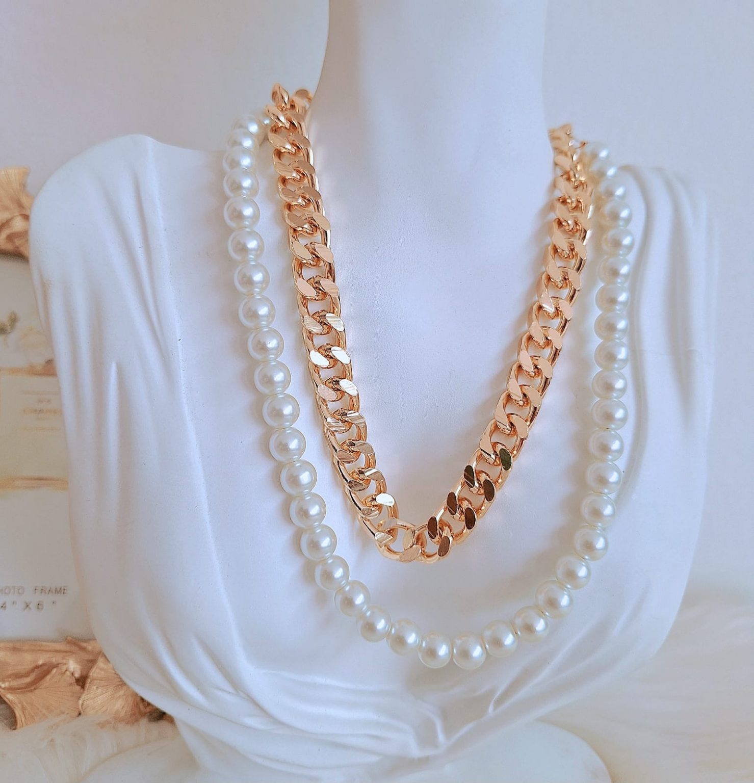 COLLAR DOBLE CON ESLABON Y PERLA – Frida Joyería