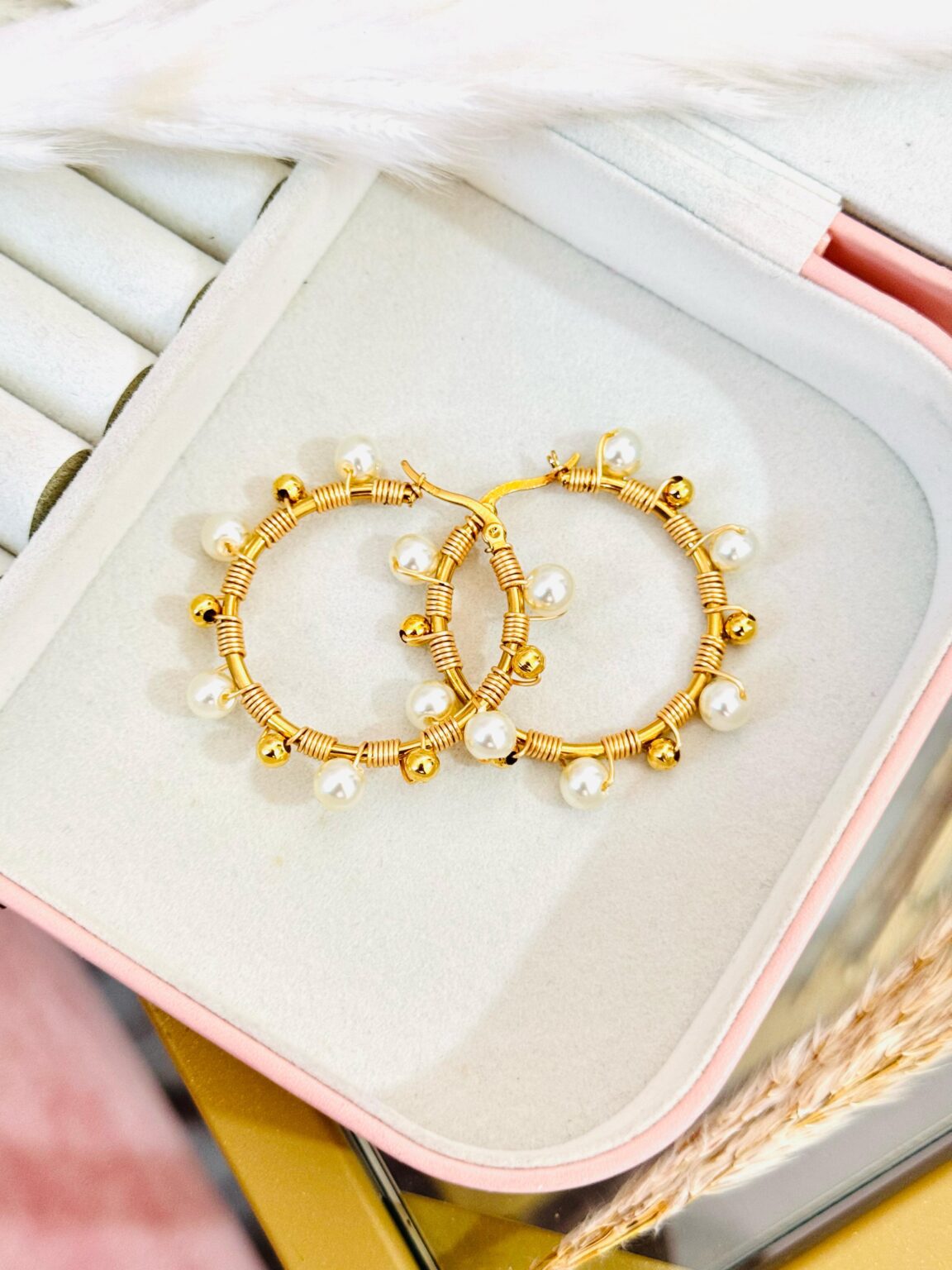 ARRACADA ALAMBRISMO PERLA – Frida Joyería