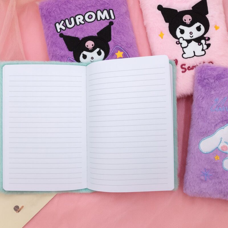 LIBRETA AFELPADA SANRIO – Frida Joyería